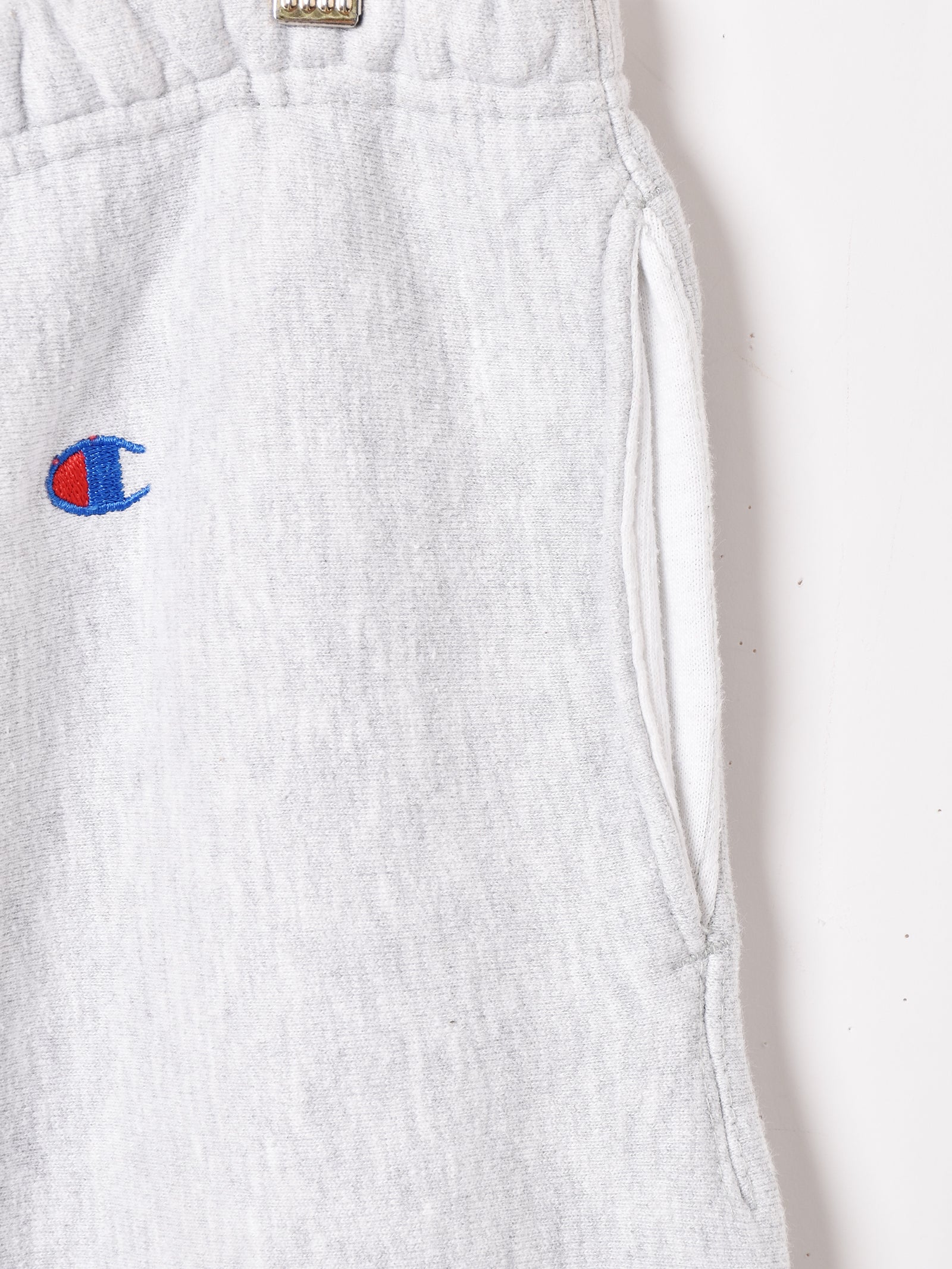 アメリカ製 Champion リバースウィーブ スウェットパンツ – 古着 アメリカ製 Champion リバースウィーブ スウェットパンツ – 古着
